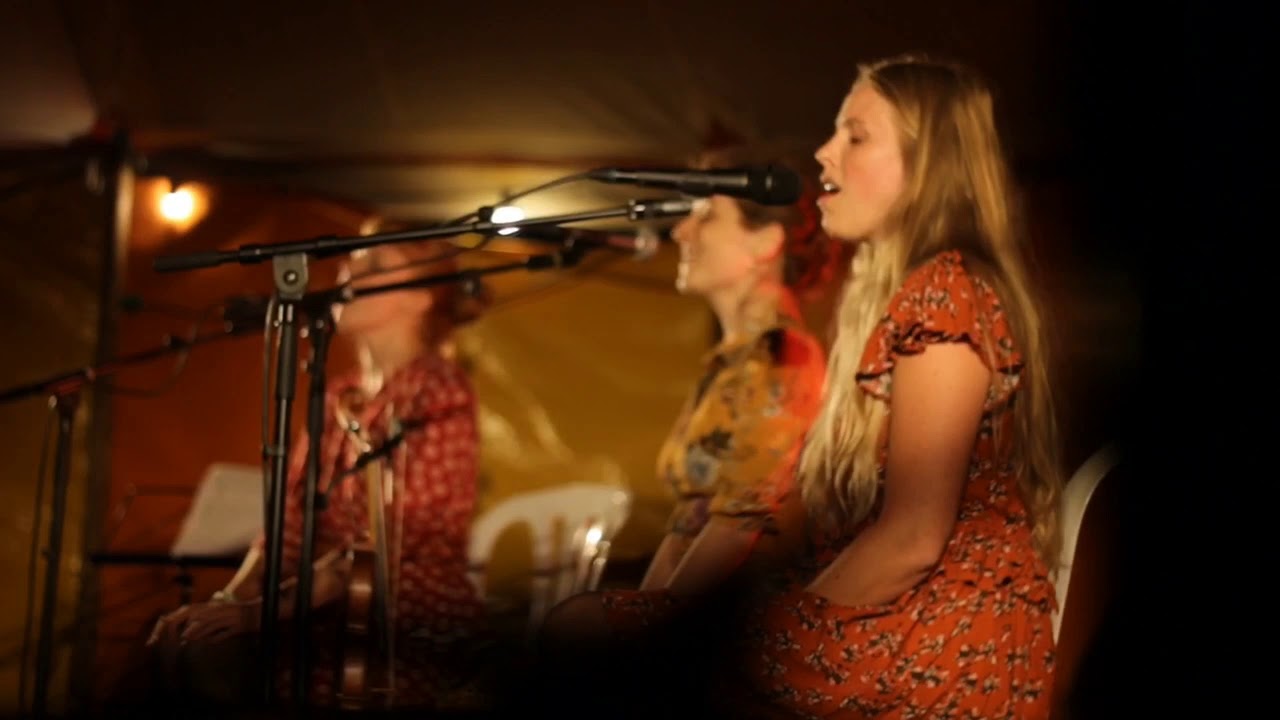 Vesselil - Live at Musik over Præstø Fjord 2018 / Buskers Bern 2019 ...