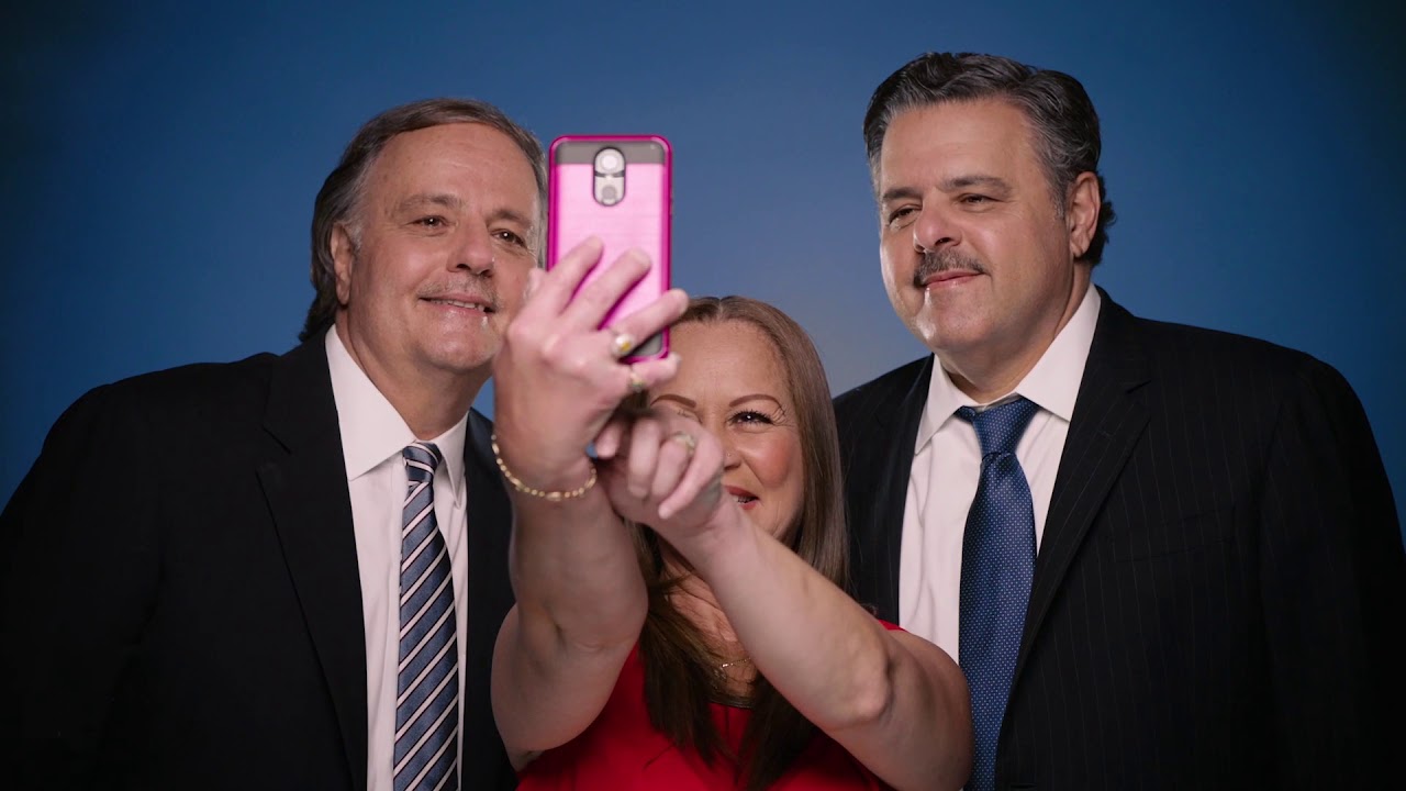 Elizabeth's Personal Injury Experience | Farah & Farah - YouTube