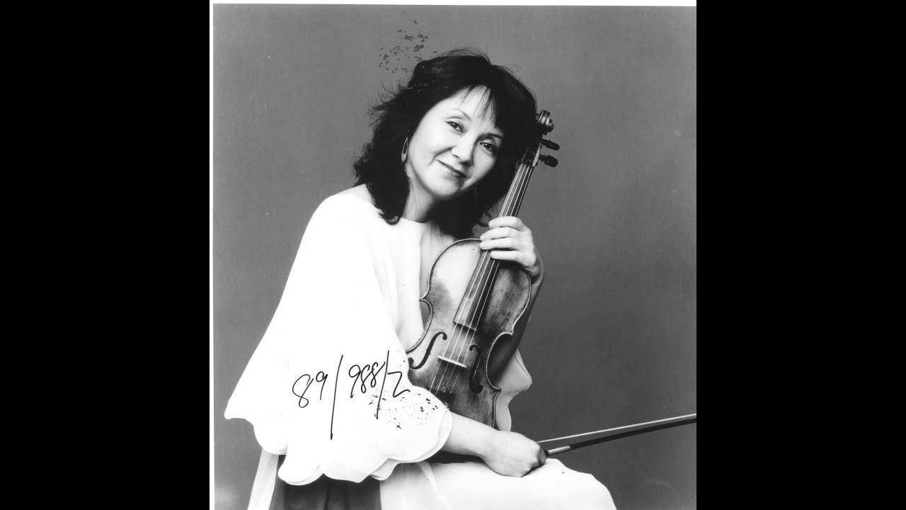 Mayumi Fujikawa plays Elgar's La Capricieuse - YouTube