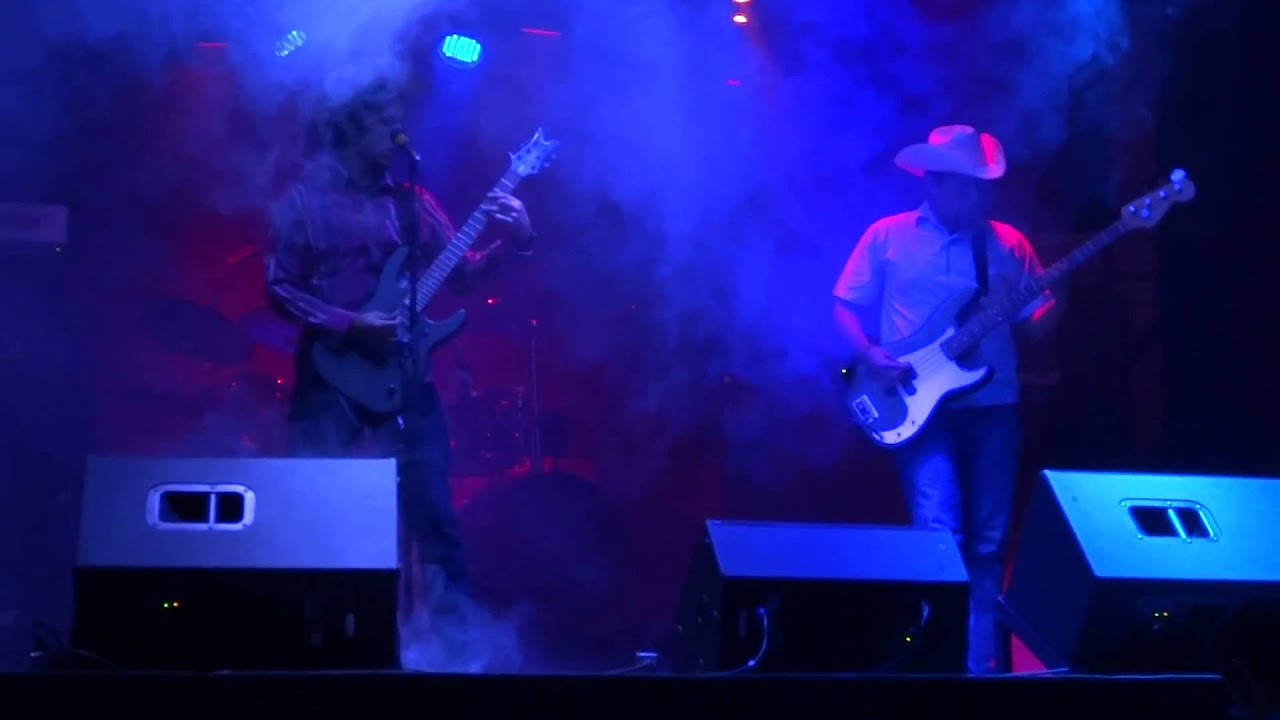 Los marraneitors - En Vivo en el Bunker S.L.P. - YouTube
