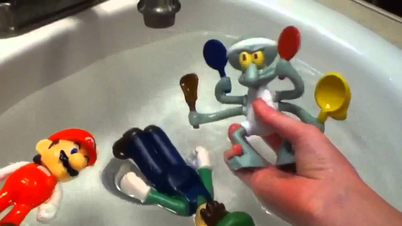 Mario & friends go swimming - YouTube