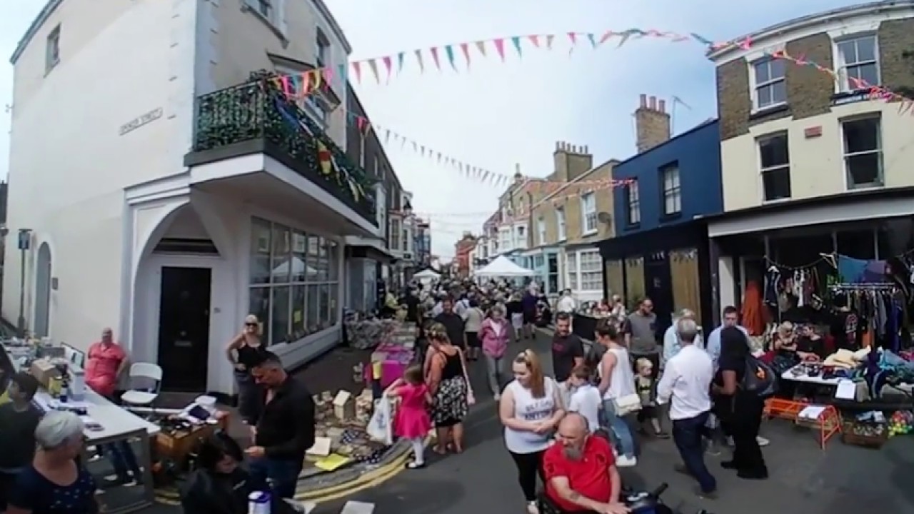 Addington Street Fair . In 360 video - YouTube