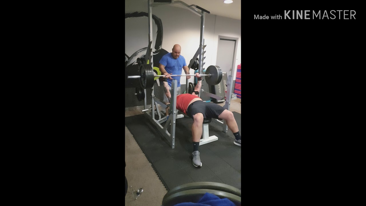 180kg Bench Press ( peakbody gym chester-le-street ) - YouTube