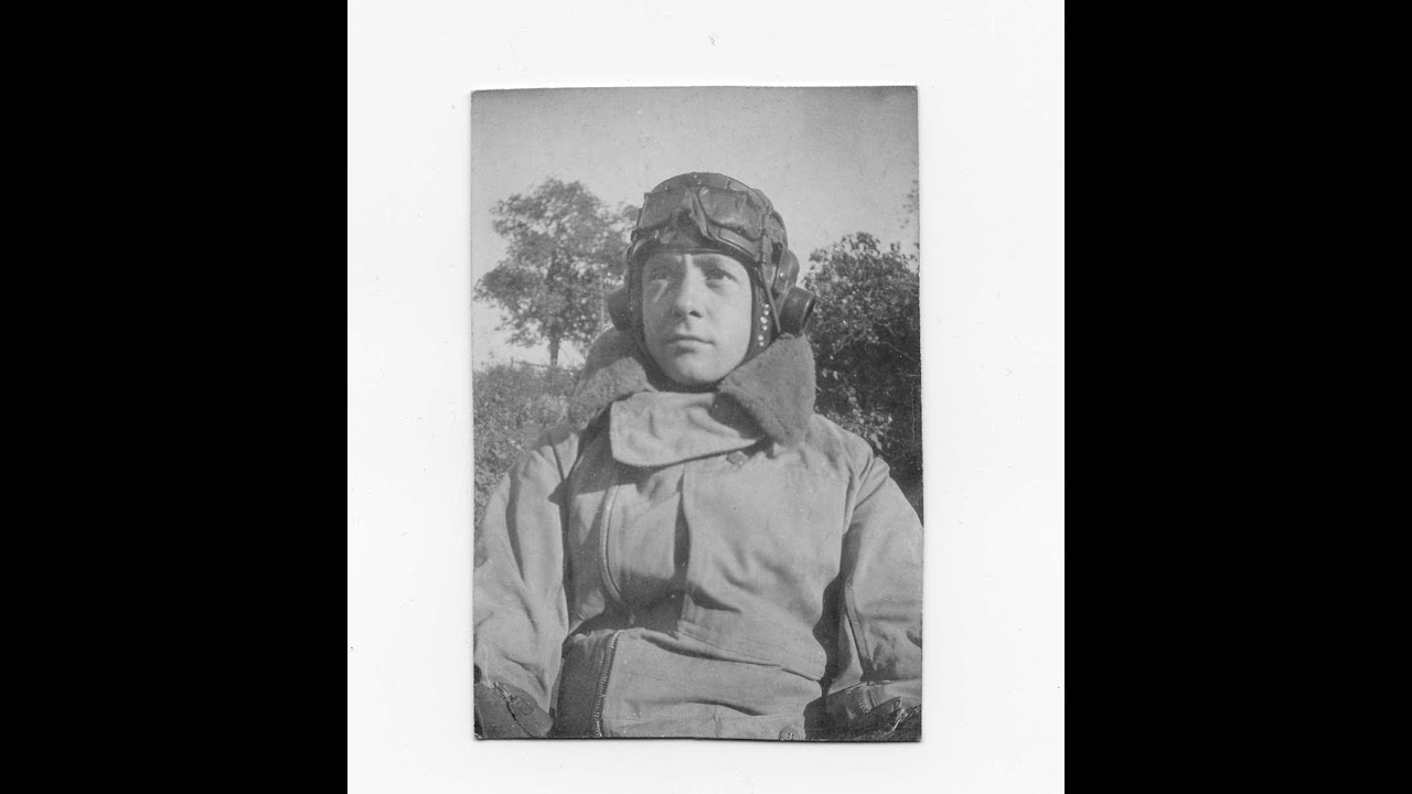 Alan Wood, WW2 fighter pilot - YouTube