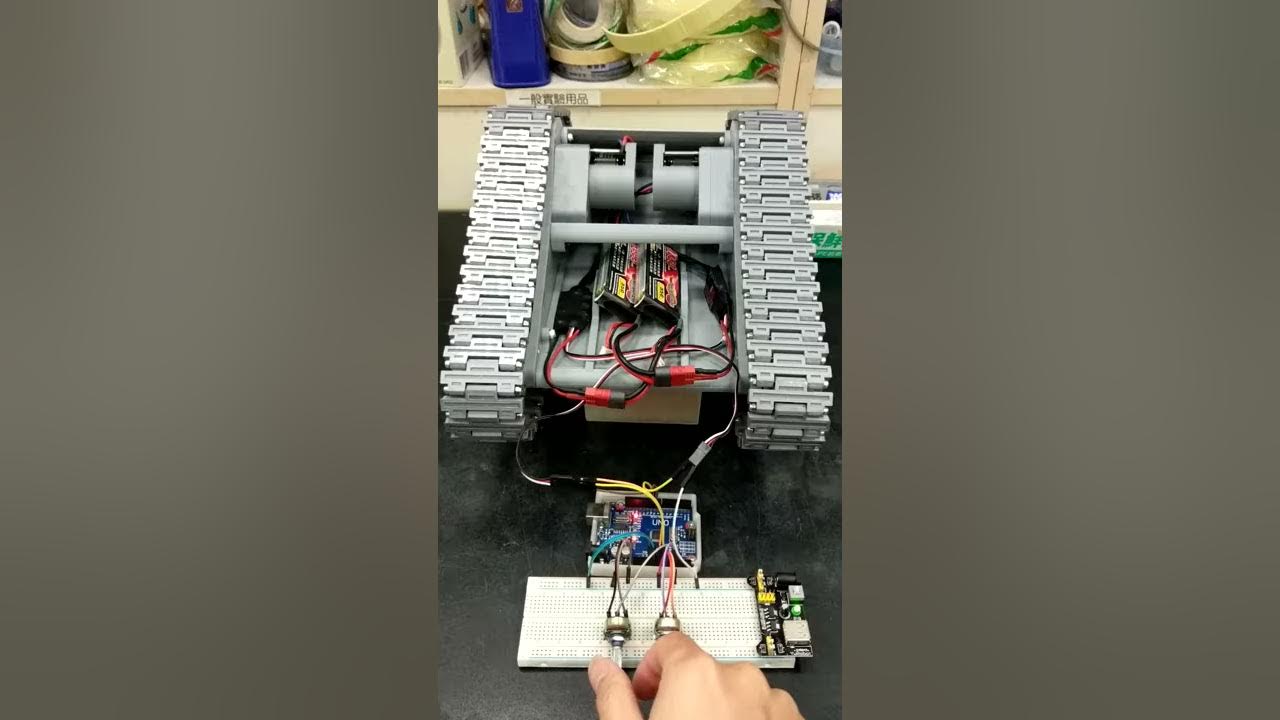 Two brushless motors control by potentiometers with Arduino UNO - YouTube