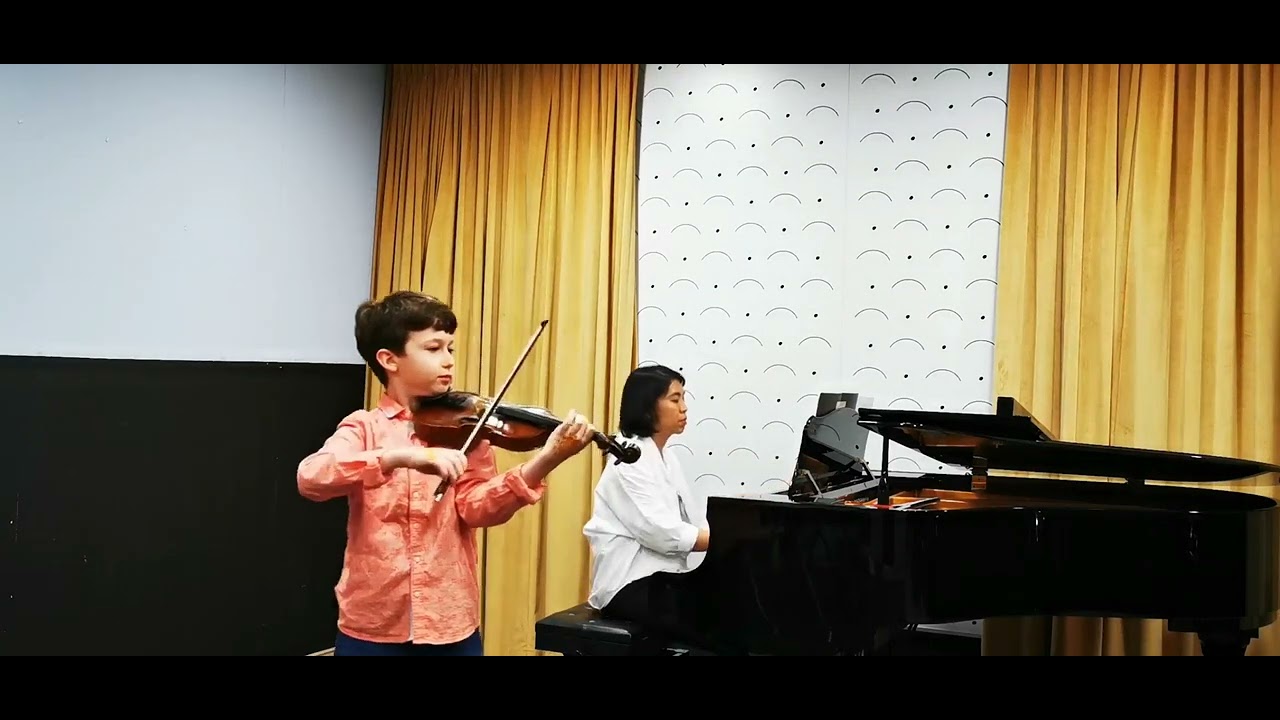 O. Novacek Motto perpetuo - YouTube