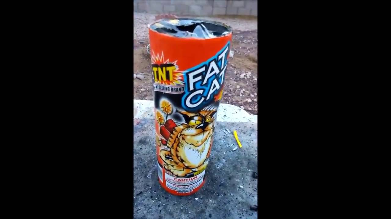 Fat Cat Fountain 2016 - TNT Fireworks - YouTube