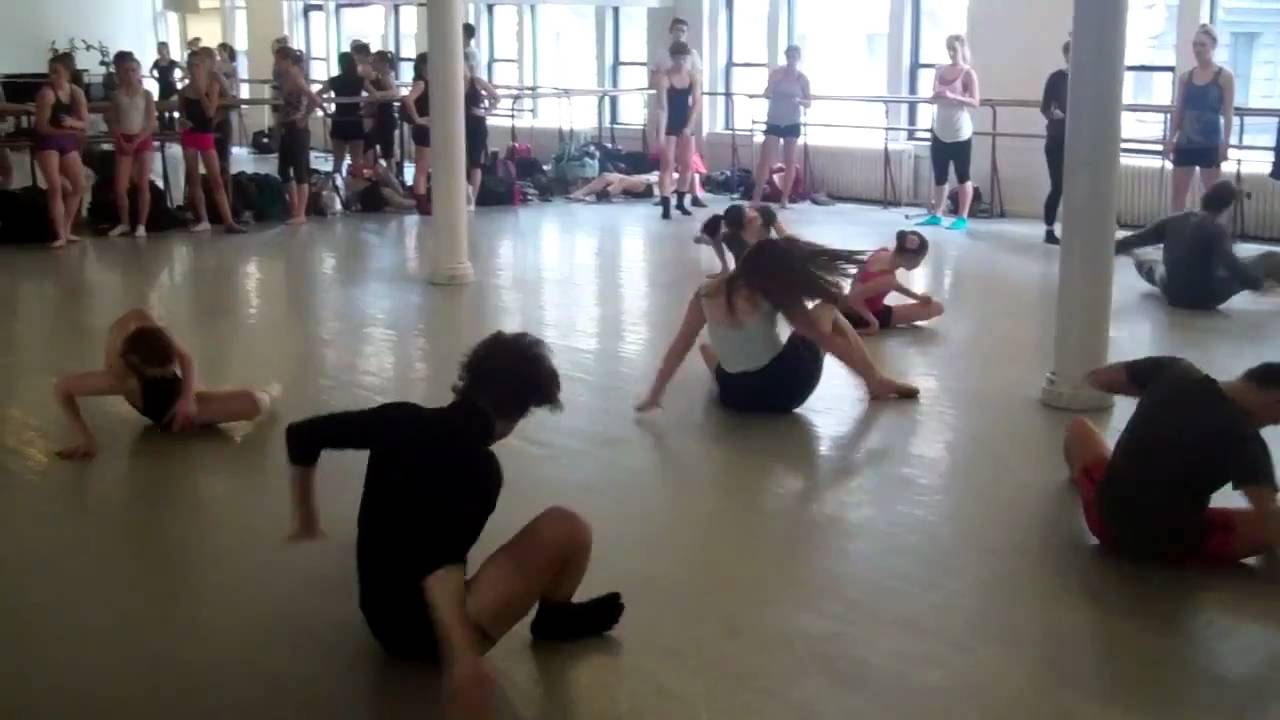 Suzi Taylor's Jazz Class at Steps on Broadway in NYC - YouTube