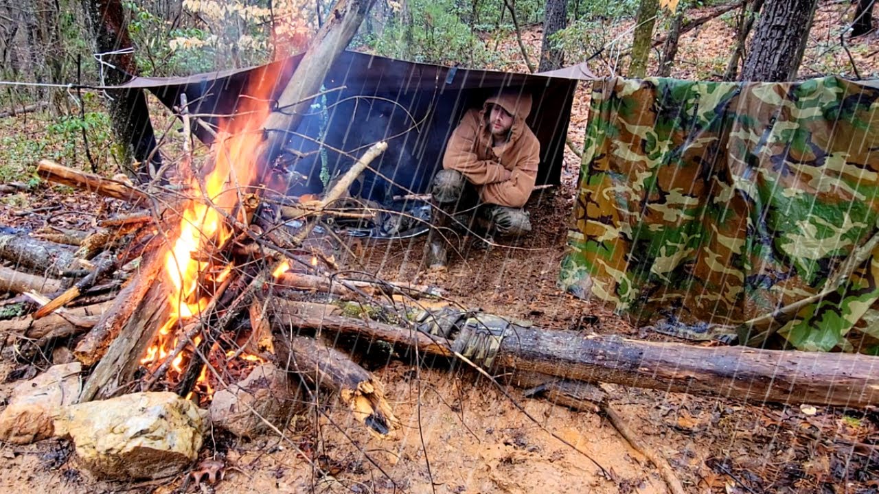 HEAVY RAIN & MUDDY! Overnight Tarp Camping & Building A Fire In ...