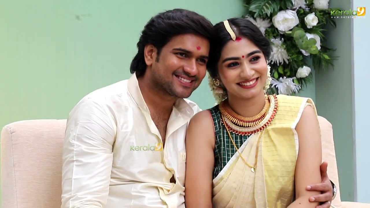 Maniyanpilla Raju Son Niranjan Raju Wedding at Paliam Palace ...