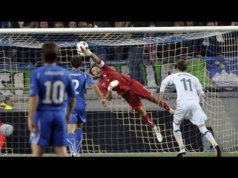 Buffon Beautiful Save ! Gigi at his best! - YouTube