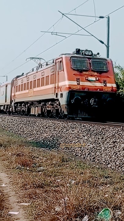 22642 Thiruvananthapuram Shalimar SF Express #shorts - YouTube