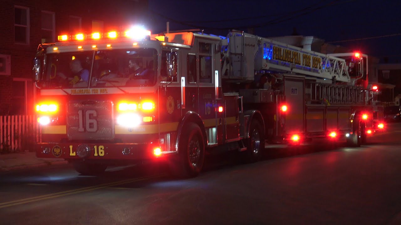 Philadelphia Fire Department Ladder 16 Returning - YouTube