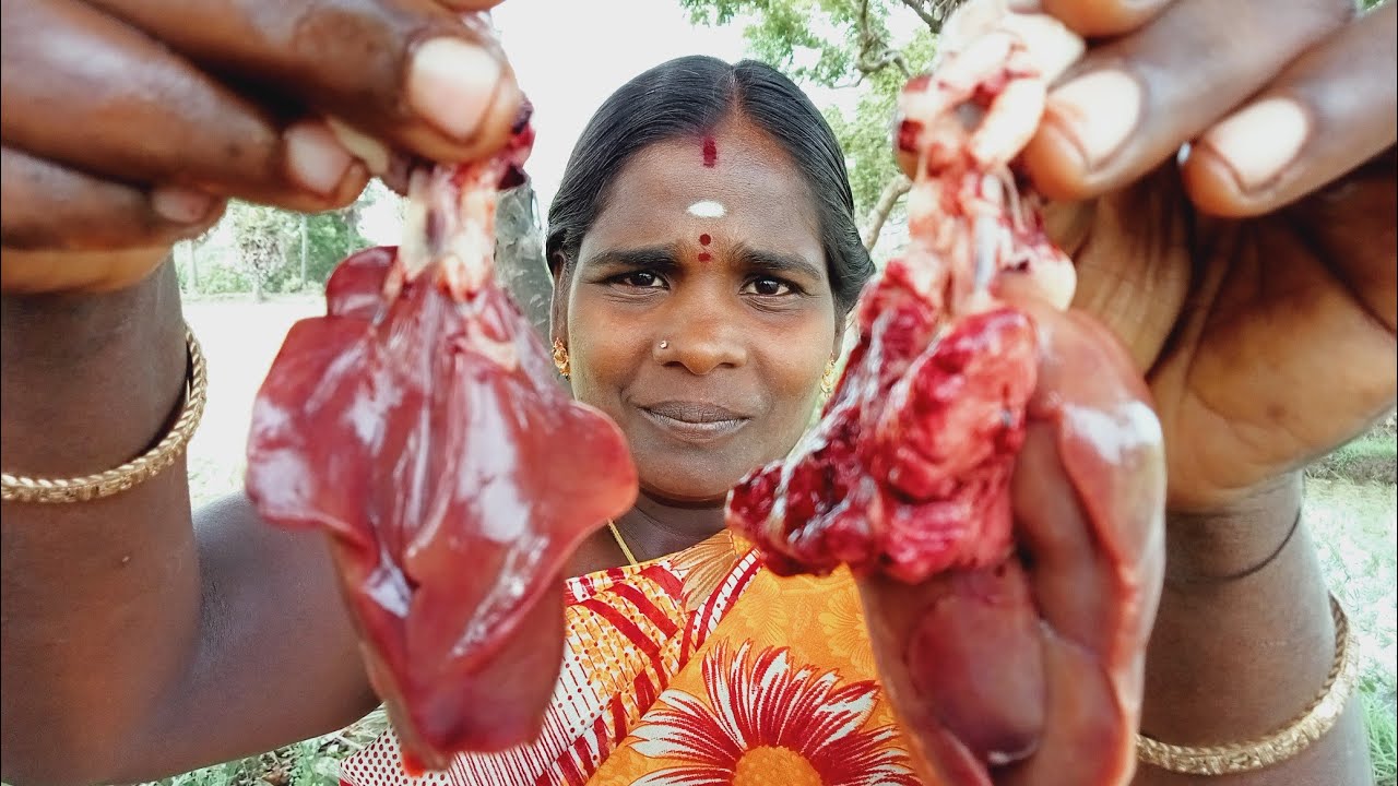 கோழி ஈரல் கிரேவி/Chicken Liver Gravy Prepared by village food queen Renuga Devi - YouTube