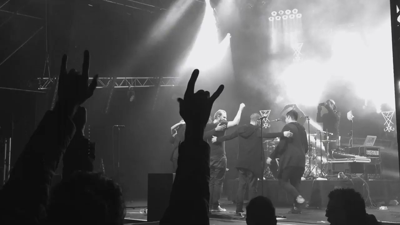 ZEAL & ARDOR - Devil is Fine, Live @transmusicales 2017 - YouTube