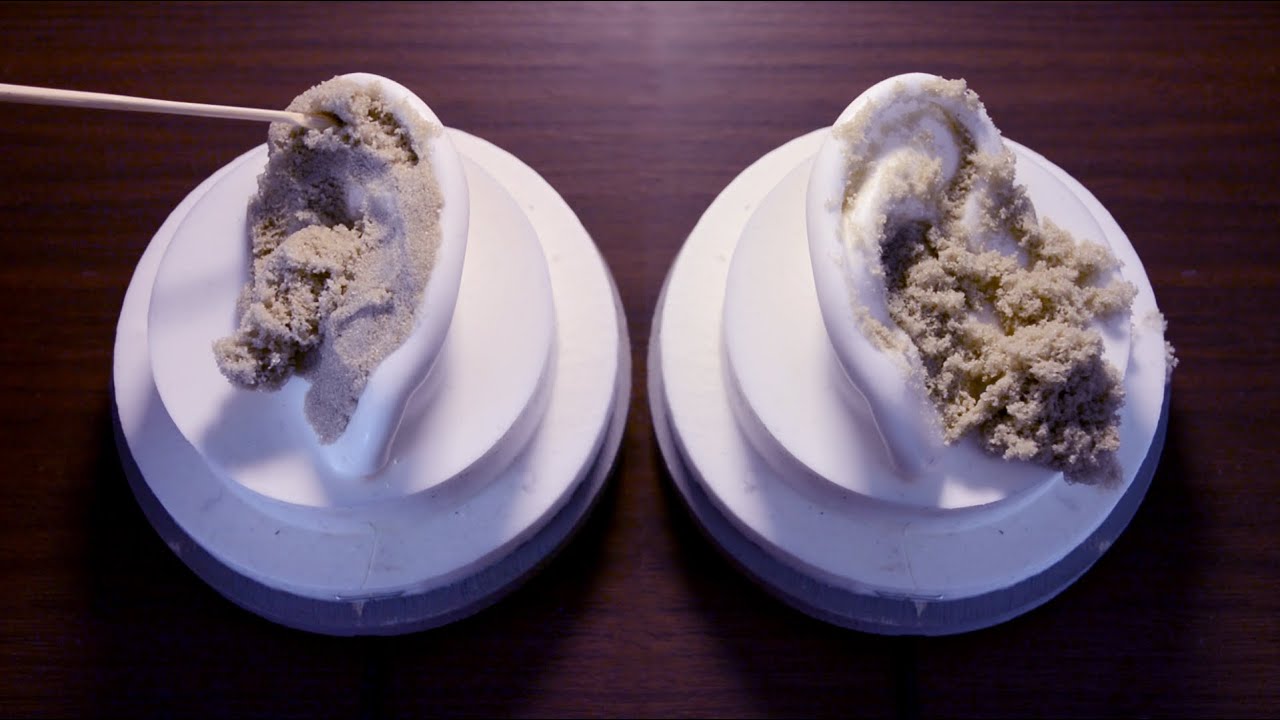 🏖 ASMR 👂🏻 Cleaning Sand from Your Dirty Ears (No Talking) - YouTube