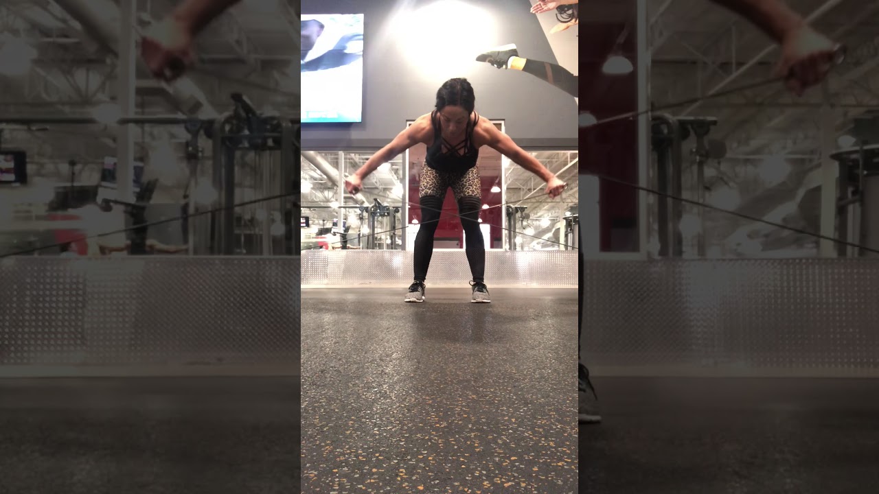 Rear delt raises with cables - YouTube