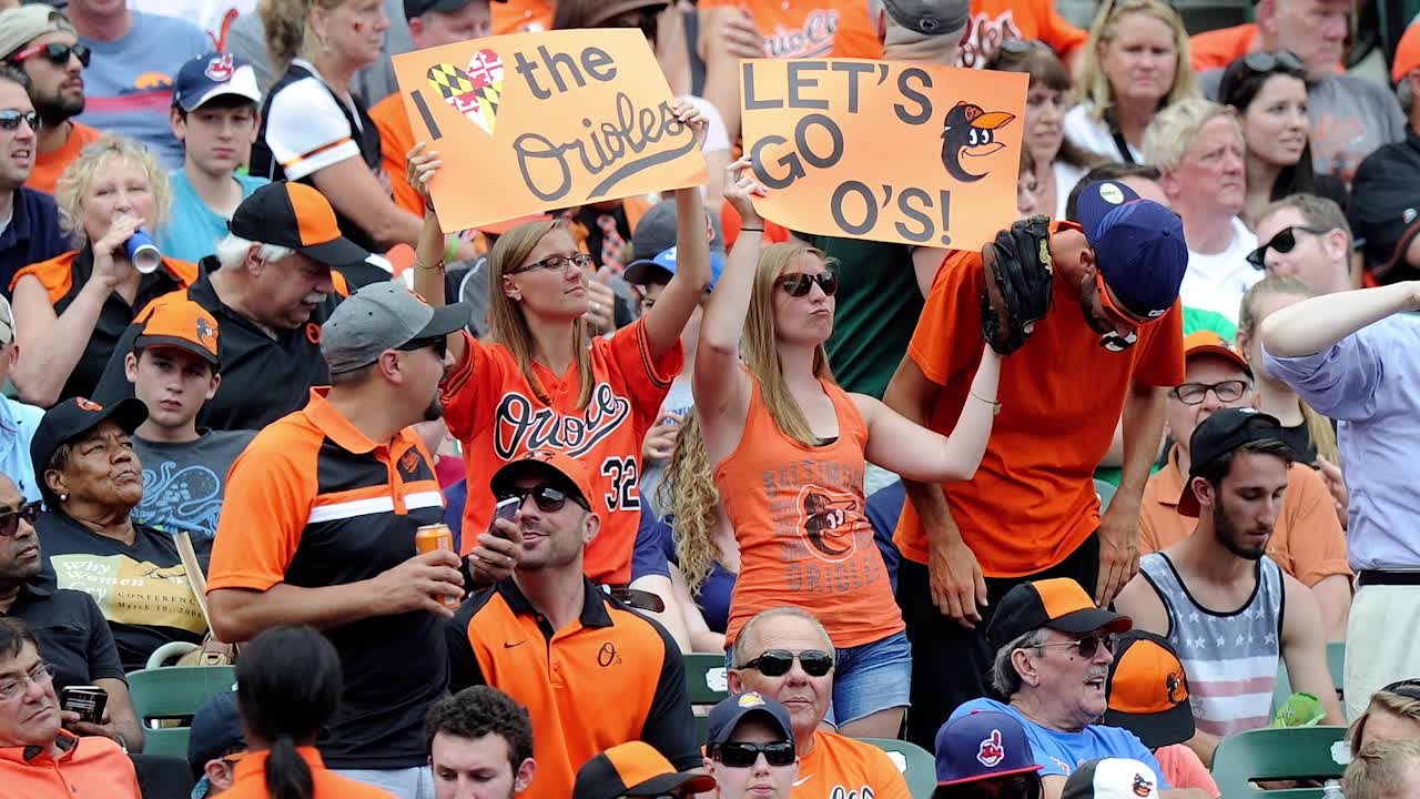Orioles fans react to a Boh-less Camden Yards - YouTube