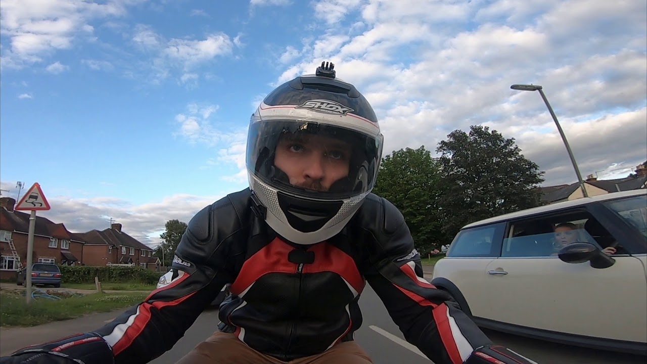 MaxWrist 'slow-motion effect' test + zoom in/out - YouTube