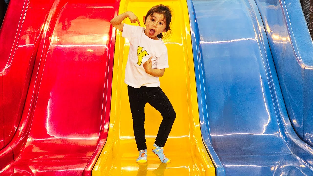 Candeeland Chaos! Indoor Playground Fun for Kids! - YouTube