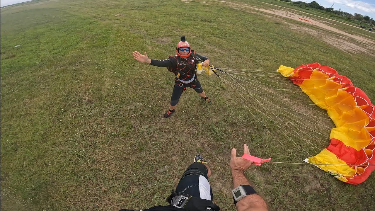 Flying Canopy and touch landing - YouTube