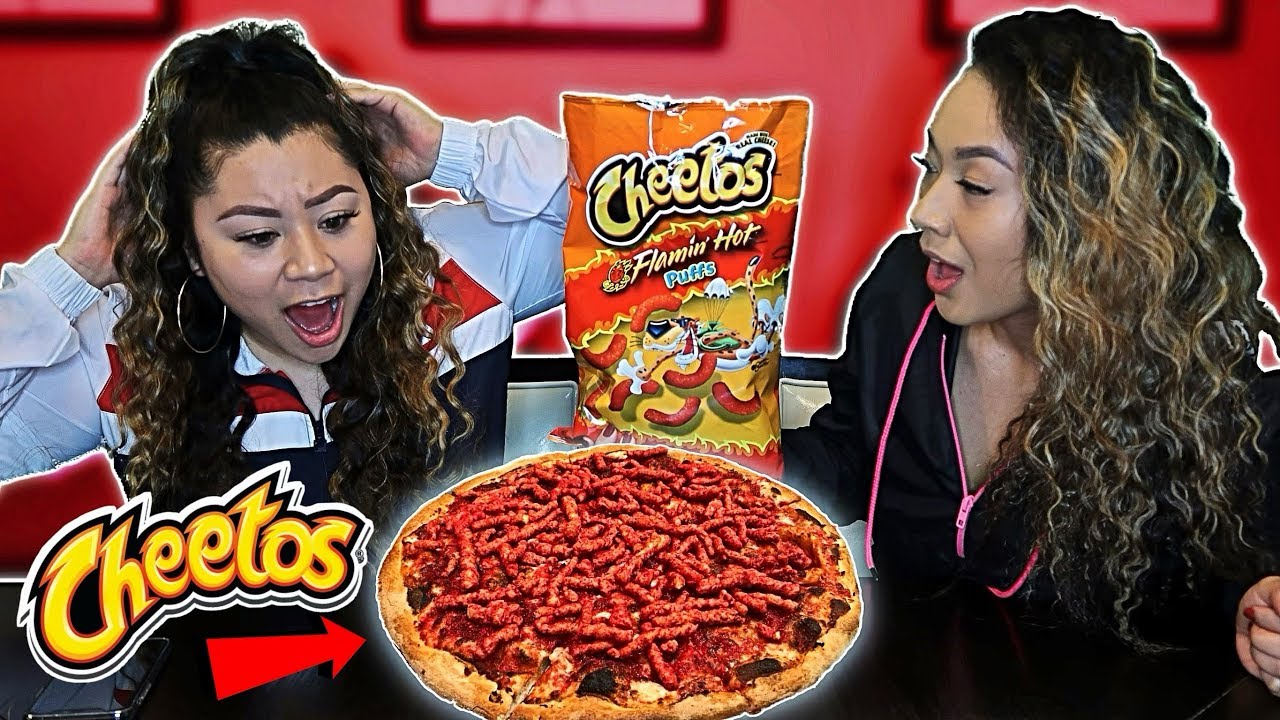 HOW TO MAKE FLAMING HOT PIZZA!!! | COOKING WITH TRITRI AND RIRI - YouTube