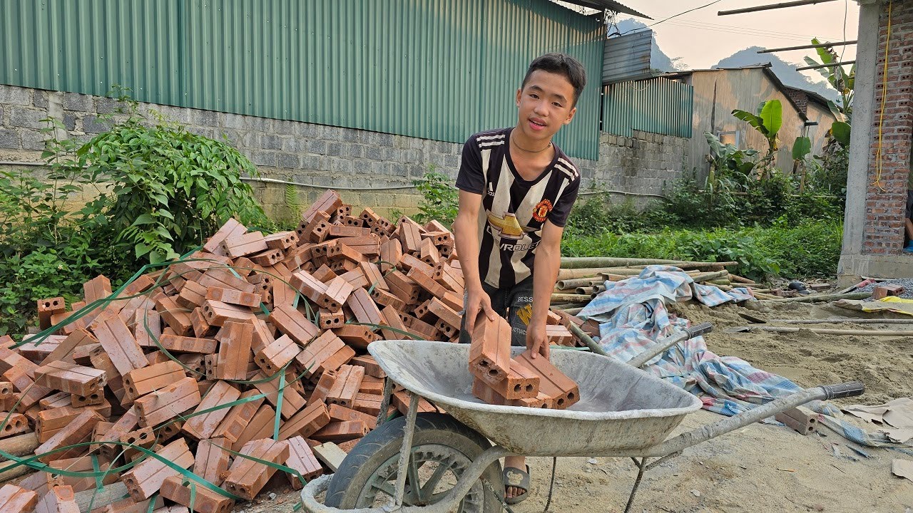 Poor boy - Applying for a job as a construction worker to make a living ...