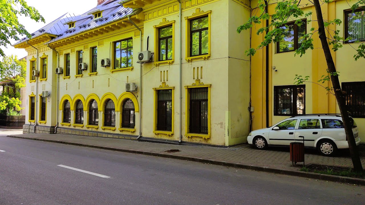 Iasi, A Tranquil Walk on Lascar Catargi Street - YouTube