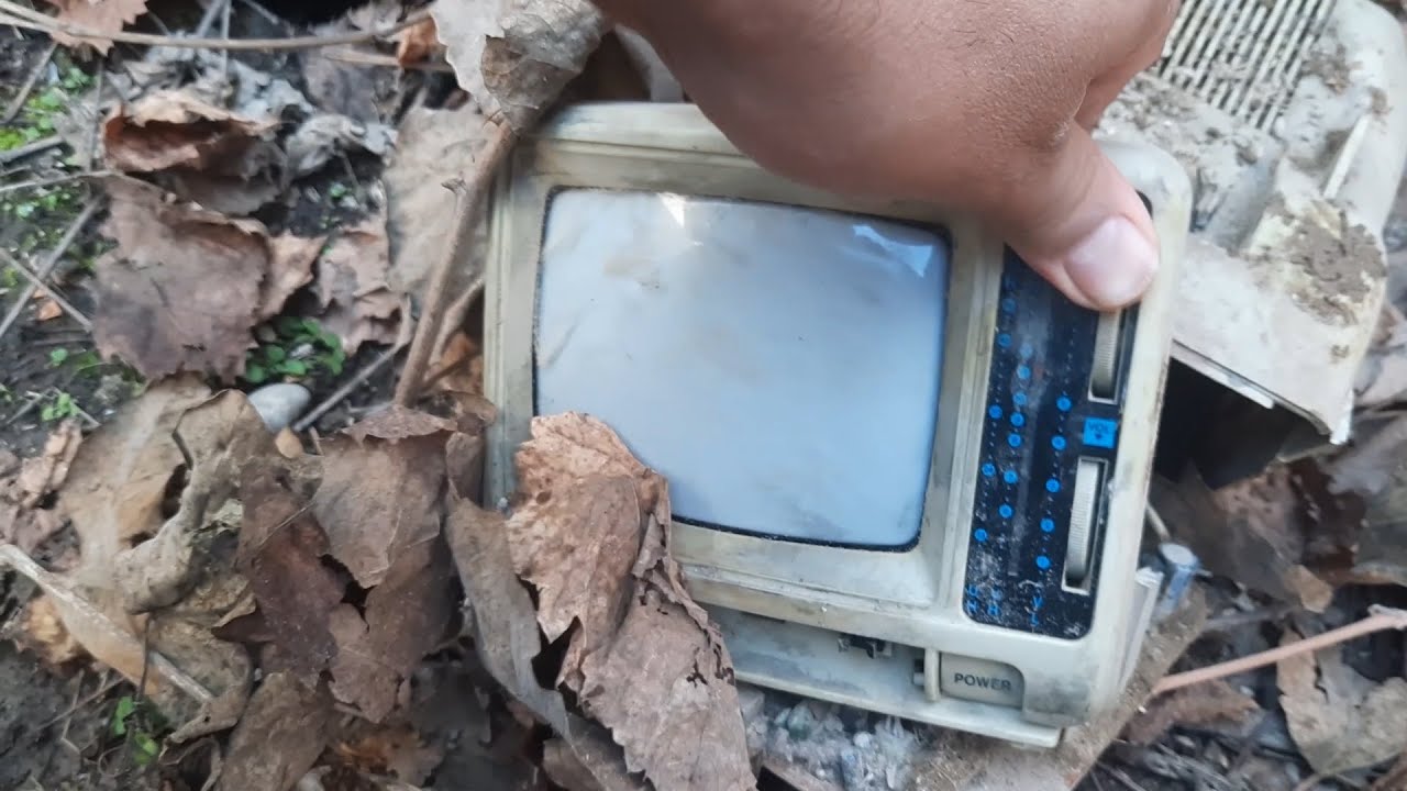 Restoration Mini TV produced in 1990 | Antique television restore ...