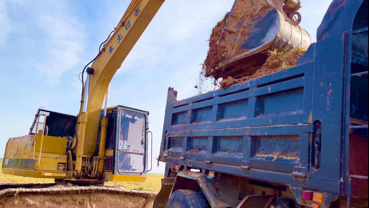 ONE ACTION EXCAVATOR!!! Caterpillar E120B - YouTube