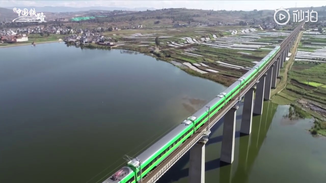 New 160km/h EMU by CRRC is officially put into operation - YouTube