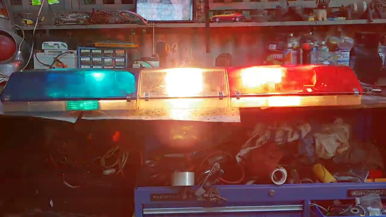 CODE 3 Excalibur fitted with Lower Halogen Wig Wags. - YouTube