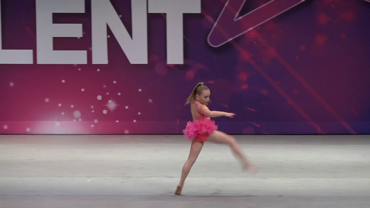 I Dont Like To Show Off (20||23 Dance Company) - YouTube