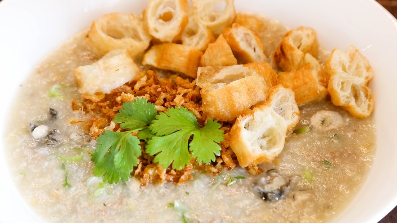 Cách nấu Cháo Hàu - How to make Oyster Congee (Rice Porridge) - YouTube