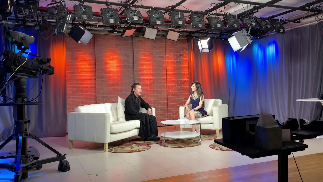 SULD - Khoomei Throat Singing display and Interview with SinoVision ...