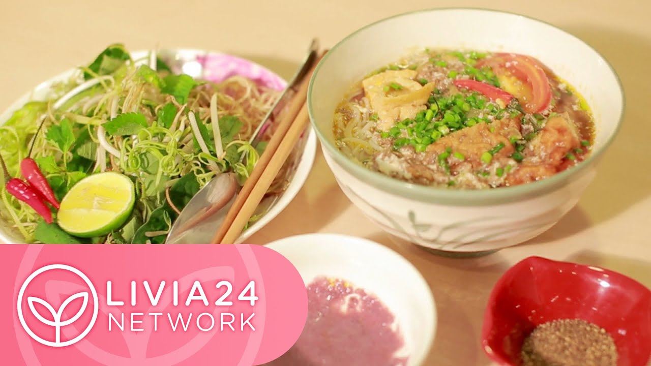 Cách nấu Bún riêu - Vietnamese crab and tomato noodle soup - YouTube