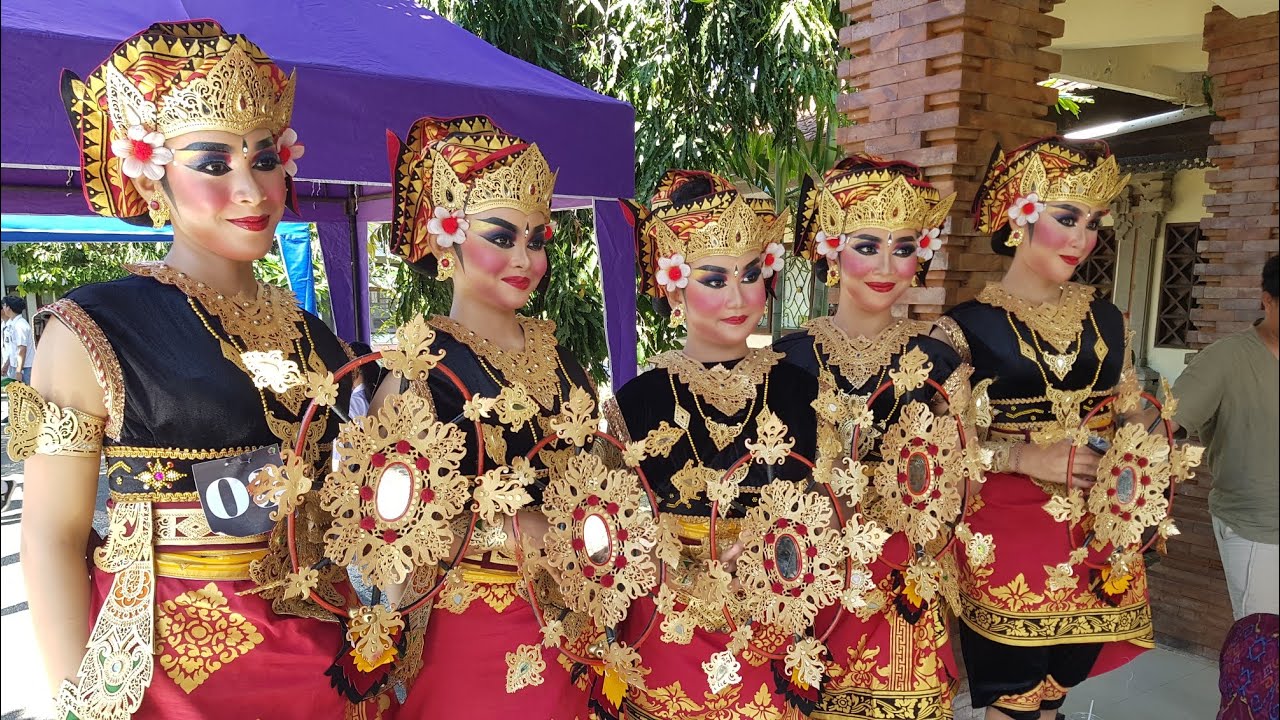Lomba Tari Jaran Teji - sanggar Hana Syankhara - YouTube