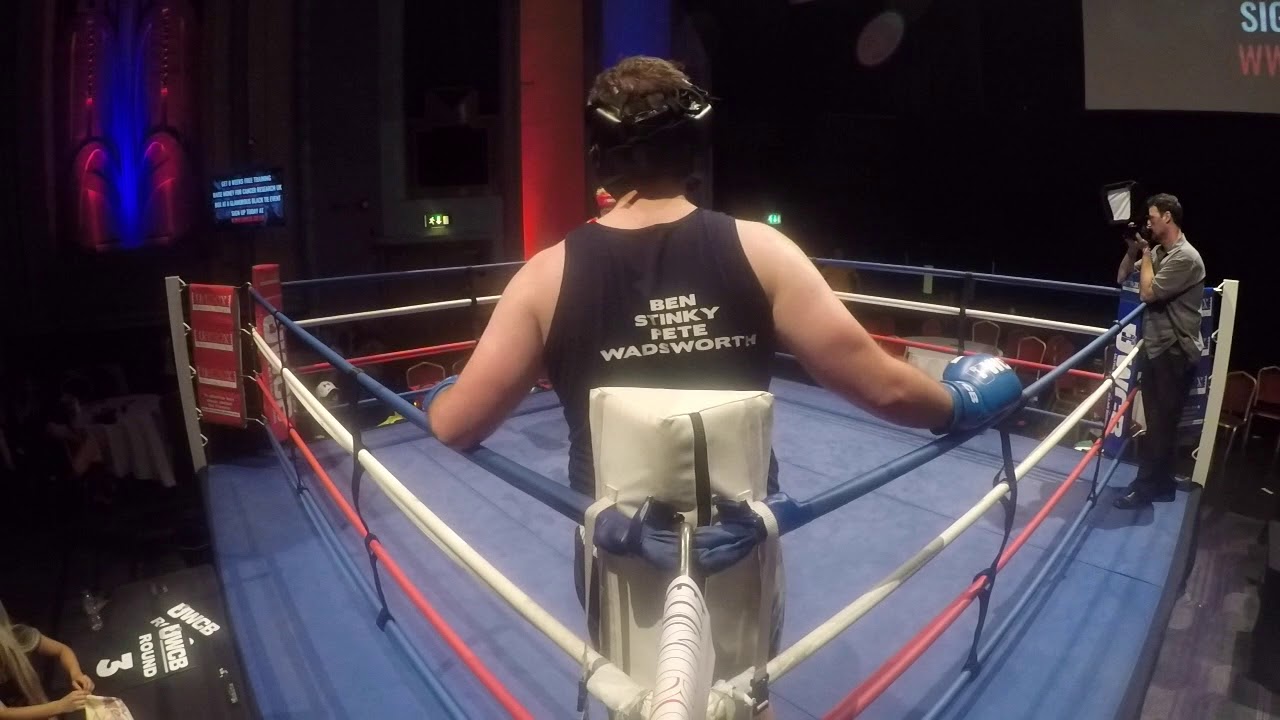 Ultra White Collar Boxing | London Ring 1 | Mitch Wells VS Ben ...