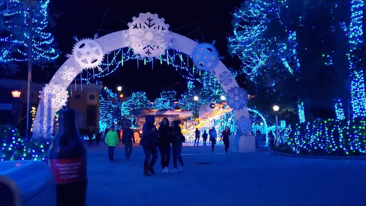 Six Flags Magic Mountain Holiday In The Park Lights 2019 - YouTube