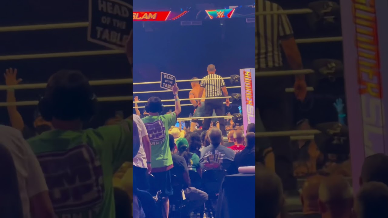 John Cena five knuckle shuffle on Roman Reigns - Summerslam 2021 - Las ...