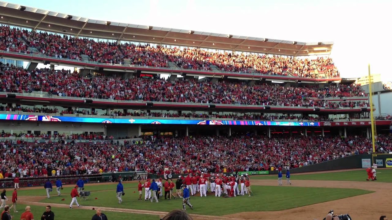 Cincinnati Reds Clinch 2012 NL Central Division Title - YouTube