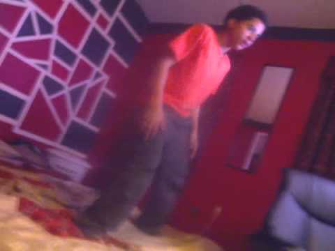 how to do A back flip on a bed - YouTube