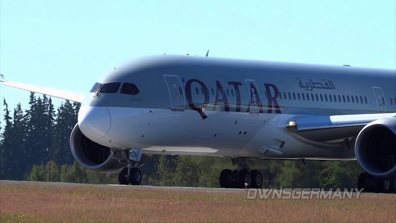 Qatar Airways 787 Dreamliner Full Test Flight Takeoff & Landing @ KPAE ...