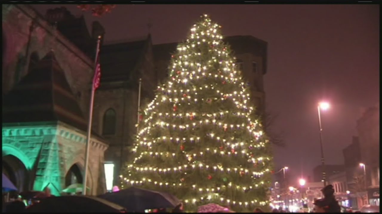 Holyoke Tree Lighting & Santa's Arrival on the Polar Express! - YouTube
