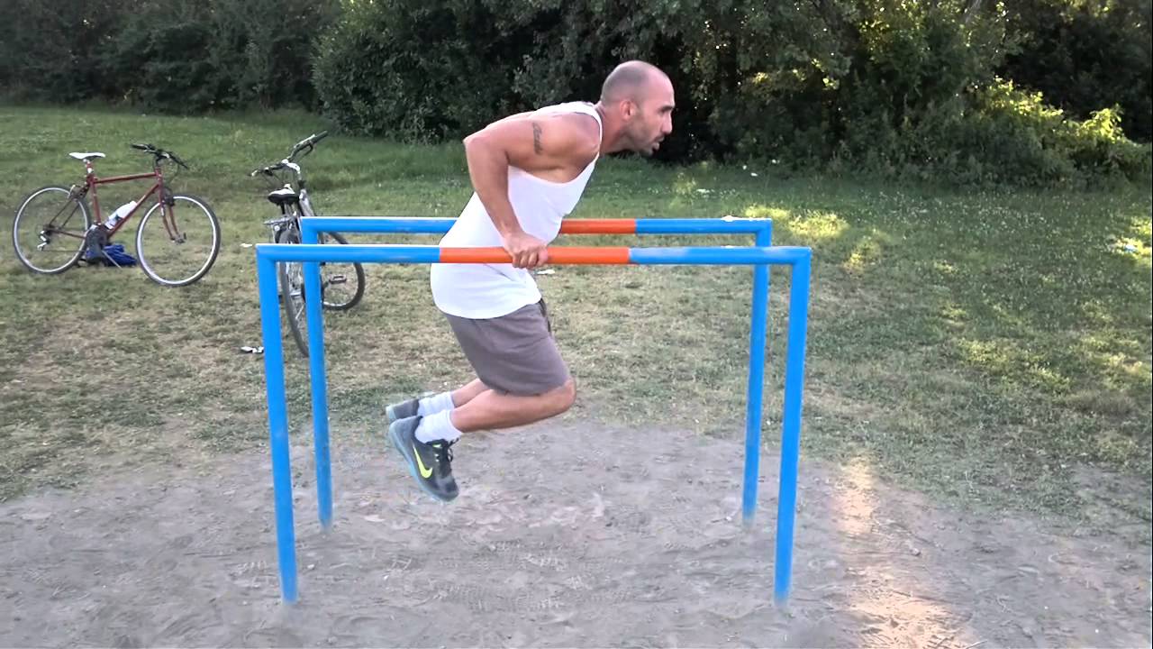 Street Workout Napoli 19 Russian Dips !!! - YouTube