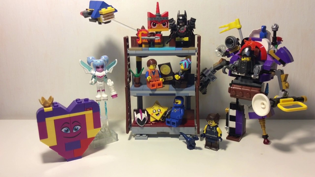 Triple Decker Couch - LEGO Movie 2 variant - YouTube
