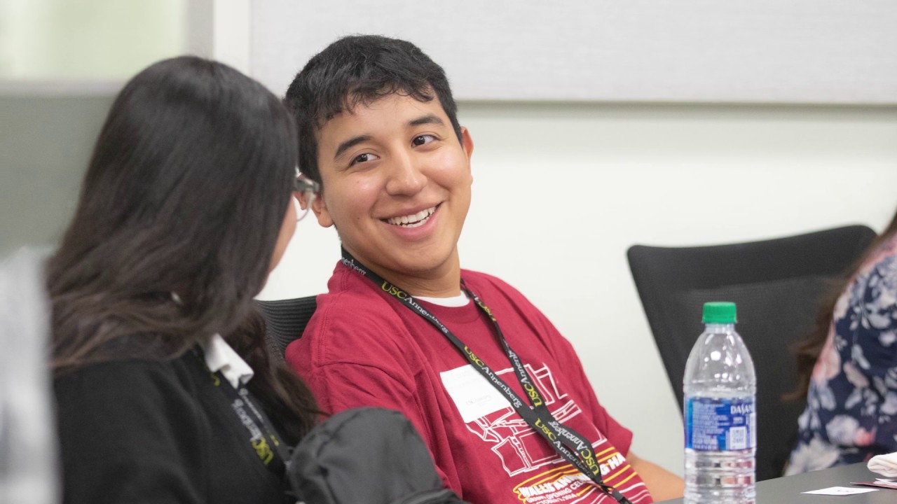 High School Students Visit USC Annenberg for a Day - YouTube