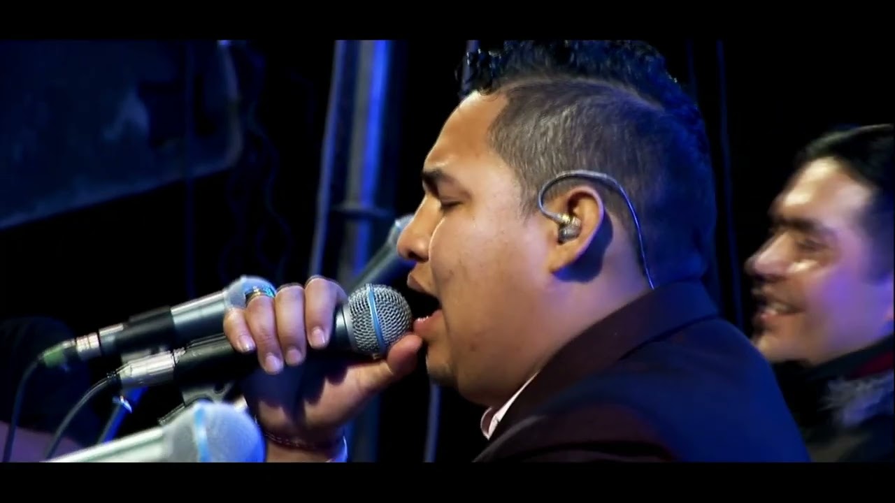 Armonia 10 - La Duda (Cumbia) VIVO COMPLETO - Dj Harvy Peru @22 - YouTube