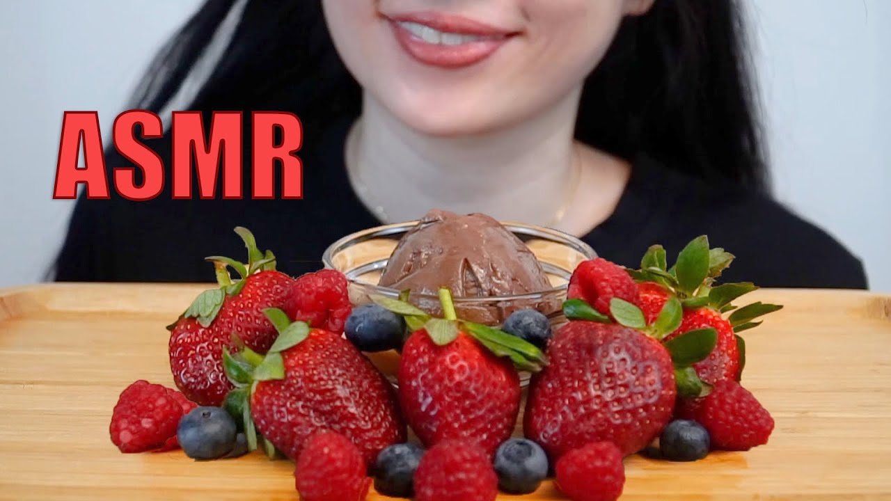 ASMR EATING SOUNDS BERRIES (STROBERI BLUEBERI RASPBERI) + COKLAT MOUSSE ...
