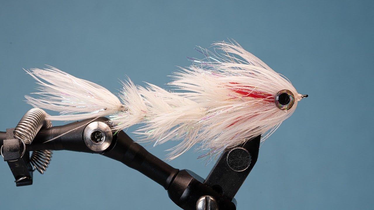 Tying a Feather Game Changer - YouTube